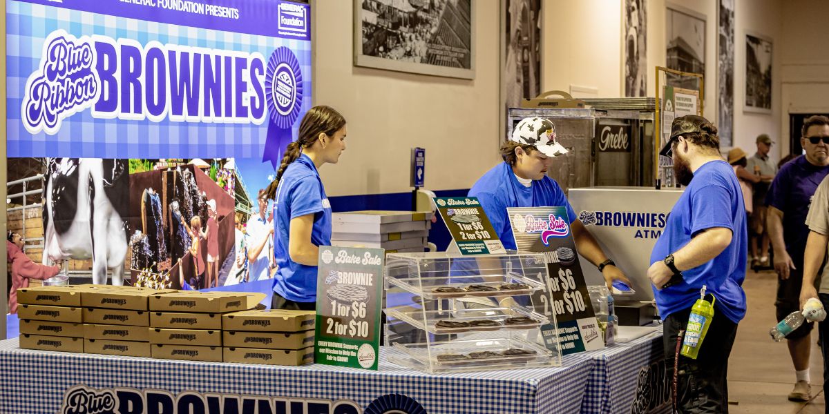 Member Spotlight: Wisconsin State Fair Cream Puffs & Blue Ribbon Brownies